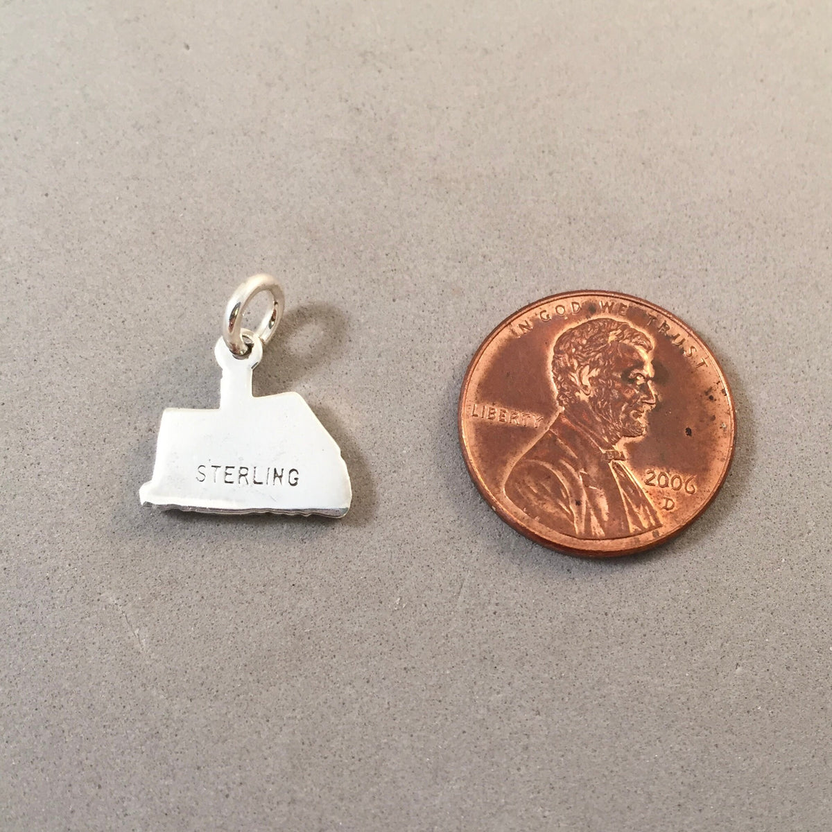 BUNGALOW HOUSE .925 Sterling Silver Charm Pendant Home Sweet Home Cott ...